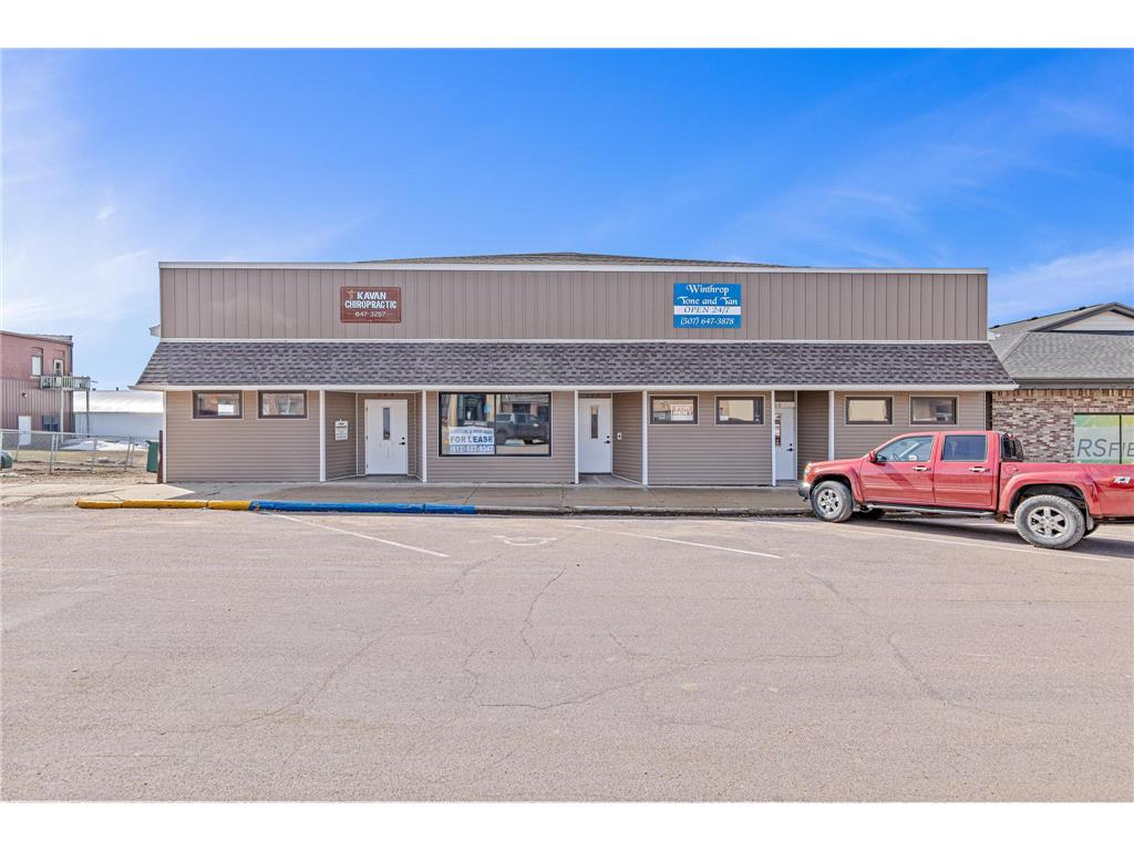 109 E 2nd Street, Winthrop, MN, 55396 | MLS: 9095178 | Edina Realty