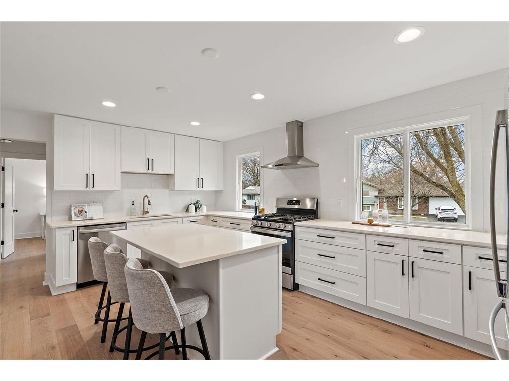 10980 101st Place N, Maple Grove, MN, 55369 | MLS: 6634616 | Edina Realty