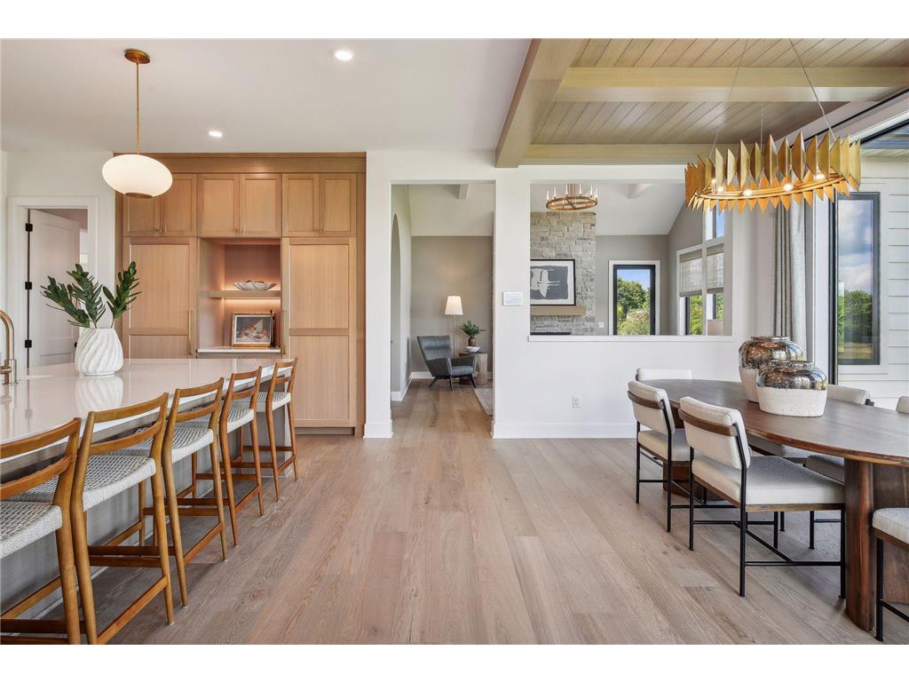 11 High Point Road, Dellwood, MN, 55110 | MLS: 6616895 | Edina Realty