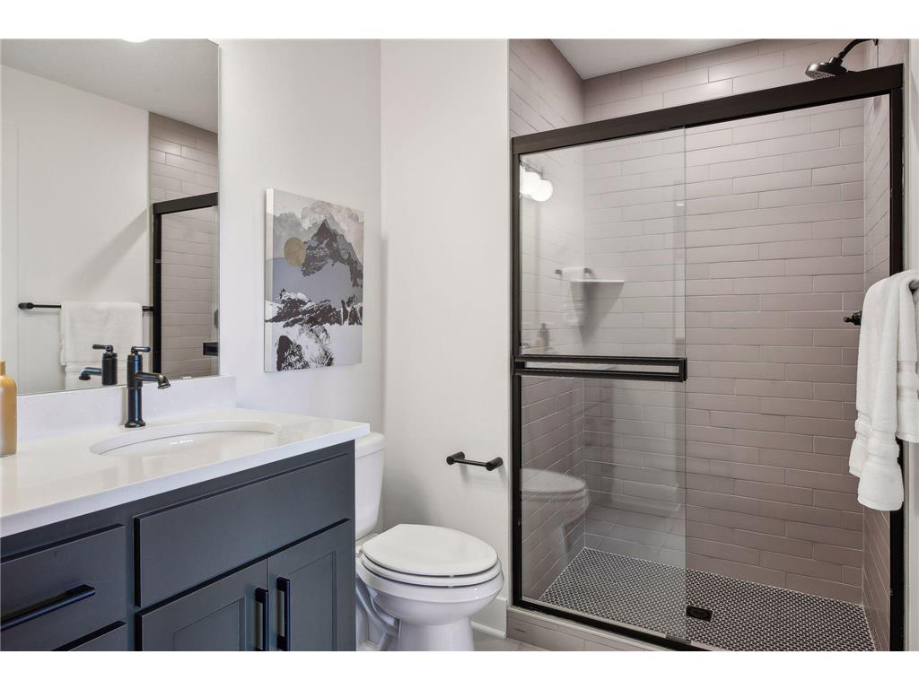 11 High Point Road, Dellwood, MN, 55110 | MLS: 6616895 | Edina Realty