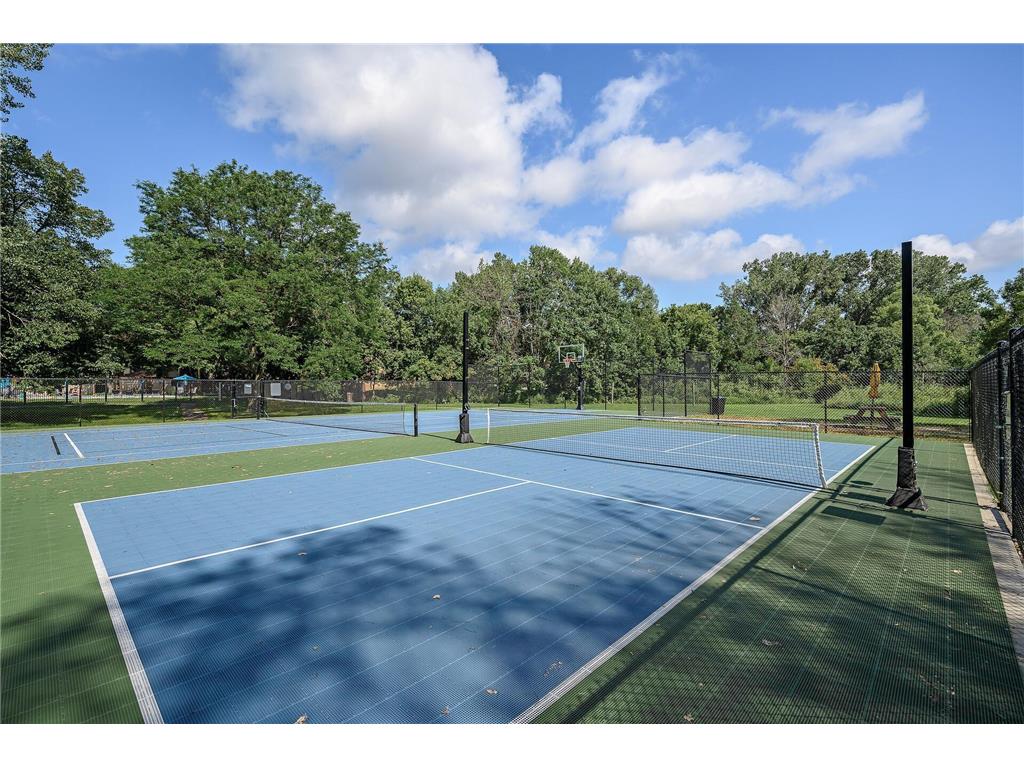 110 W Eagle Lake Drive, Maple Grove, MN, 55369 | MLS: 6759885 | Edina Realty