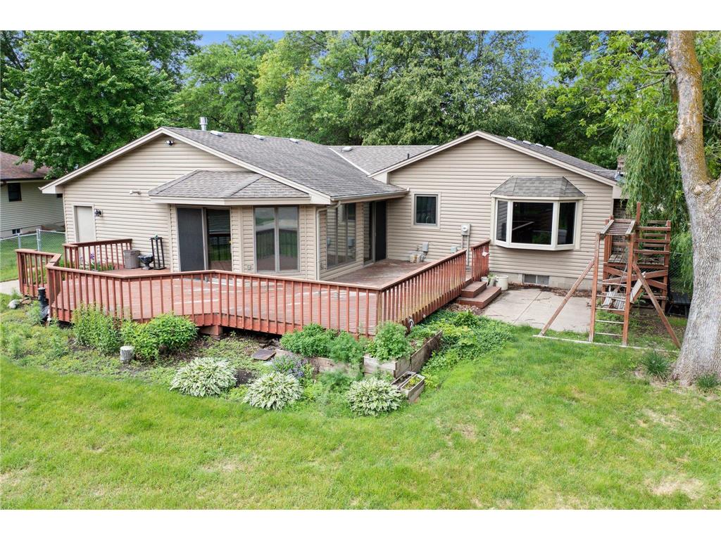 11008 Hillsboro Avenue N, Champlin, MN, 55316 | MLS: 6537303 | Edina Realty