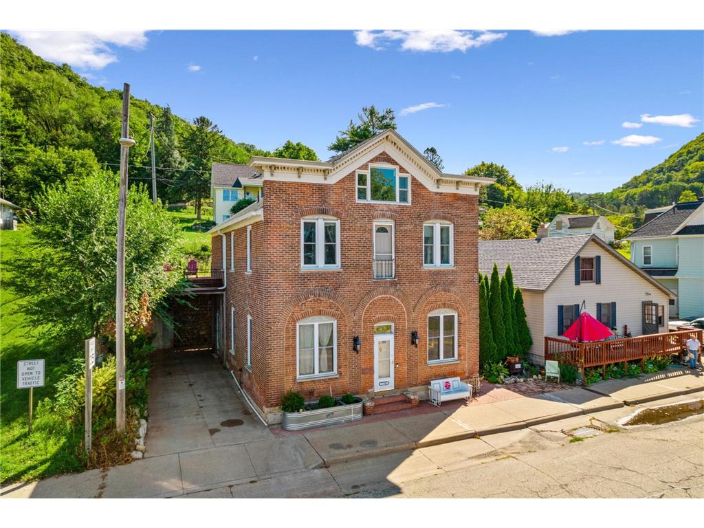 1101 S Main Street, Alma, WI, 54610 | MLS: 6520081 | Edina Realty