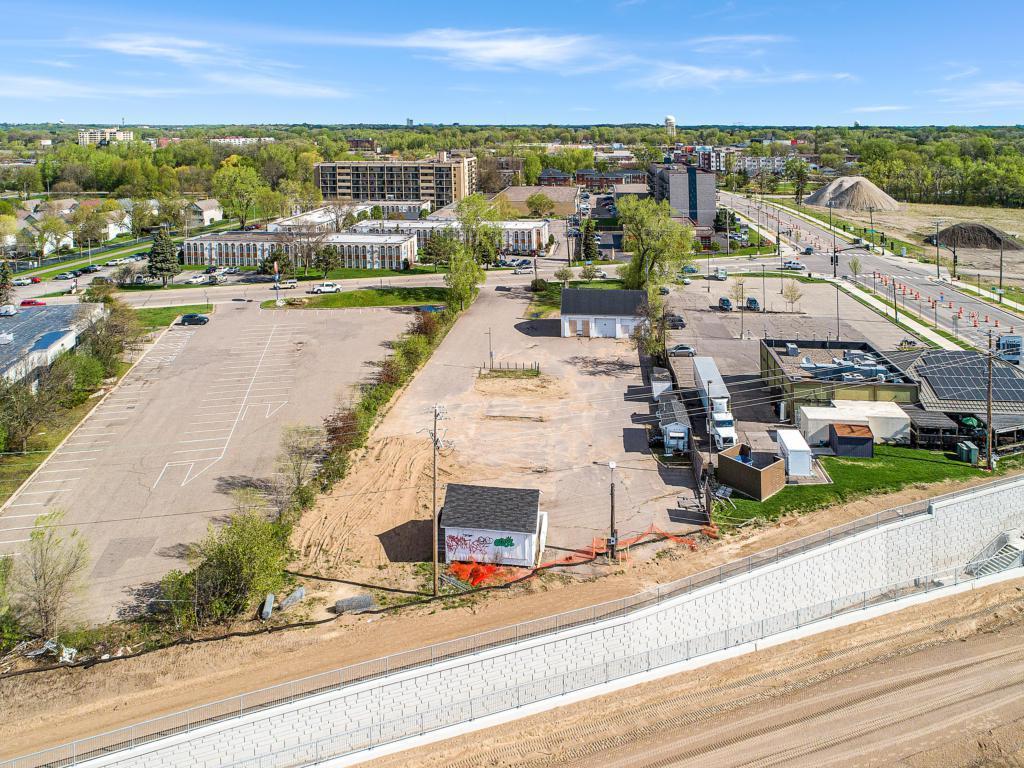 1102 2nd Street NE, Hopkins, MN, 55343 | MLS: 6534273 | Edina Realty