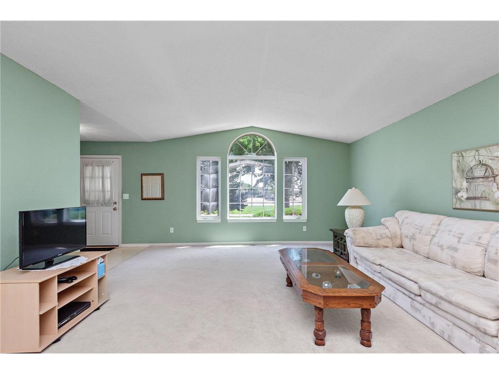 11023 57th Street NE, Albertville, MN, 55301 | MLS: 6726670 | Edina Realty