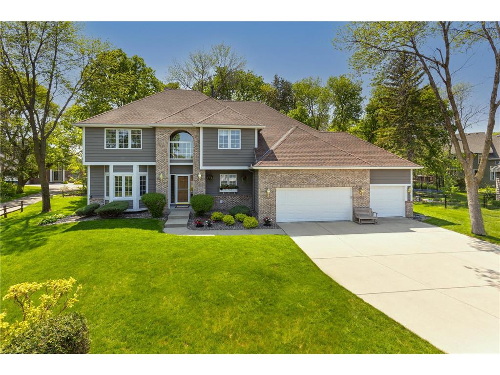 11024 Boone Circle, Bloomington, MN, 55438 | MLS: 6514458 | Edina Realty