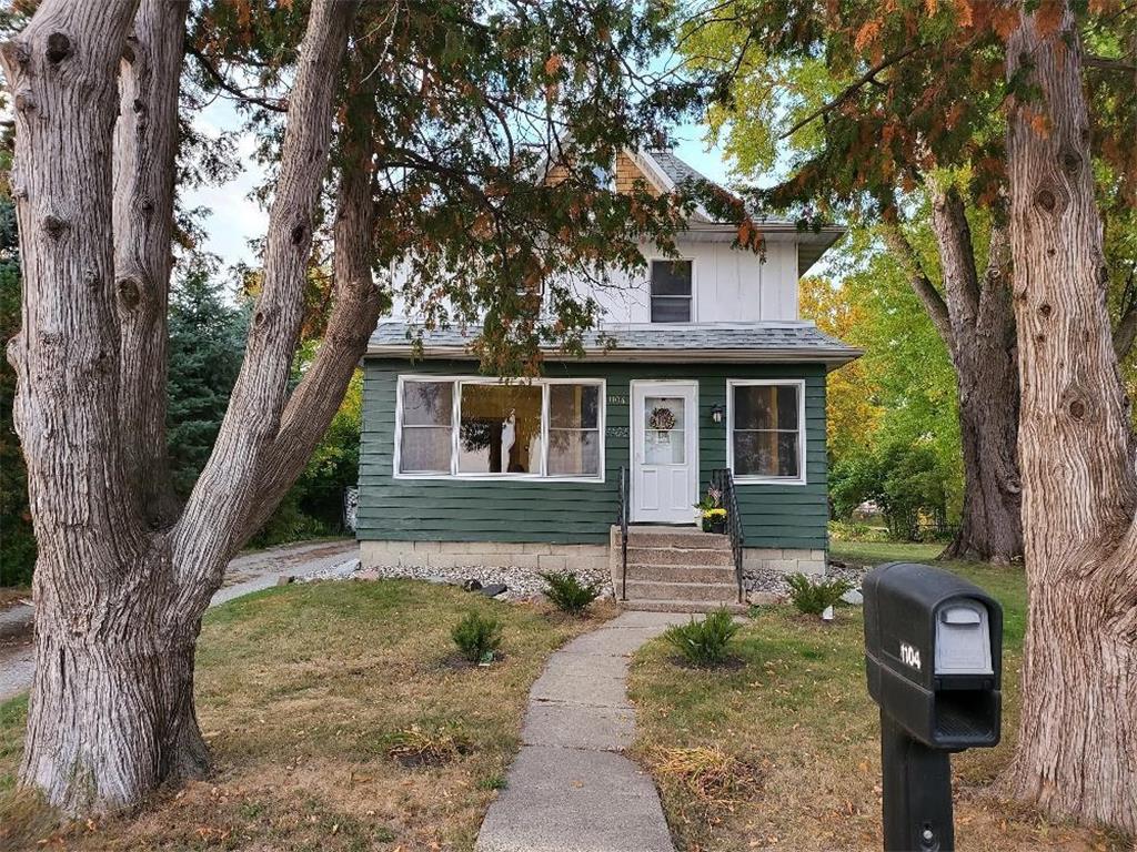1104 Main Street W, Silver Lake, MN, 55381 | MLS: 6505836 | Edina Realty