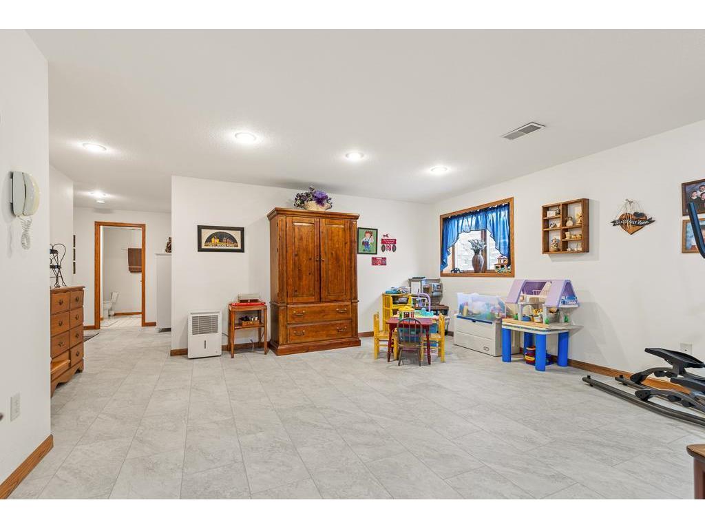 1105 David Drive, Marshall, MN, 56258 | MLS: 6784681 | Edina Realty