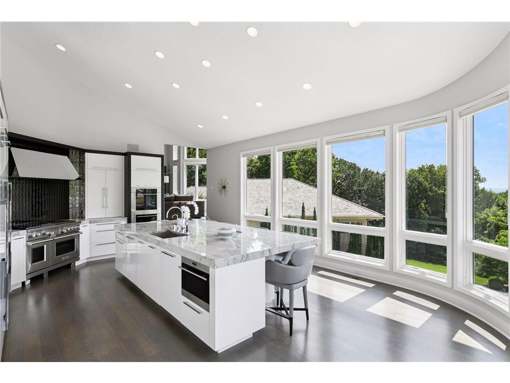 11068 Bell Oaks Estate Road, Eden Prairie, MN, 55347 | MLS: 6749244 ...