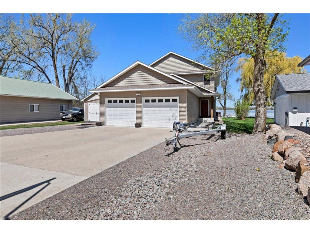 1108 Lakeview Drive, Waverly, MN, 55390 | MLS: 6722848 | Edina Realty