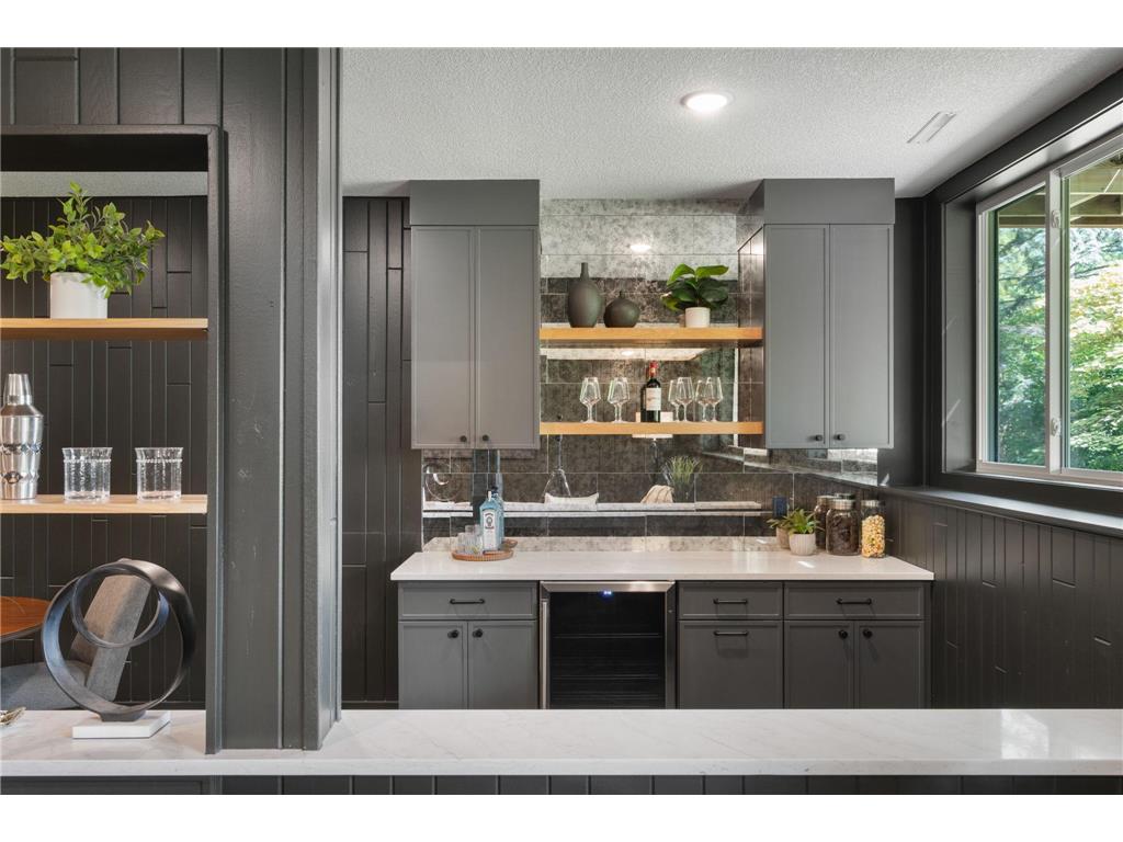 111 King Hill Road, Golden Valley, MN, 55416 | MLS: 6809471 | Edina Realty