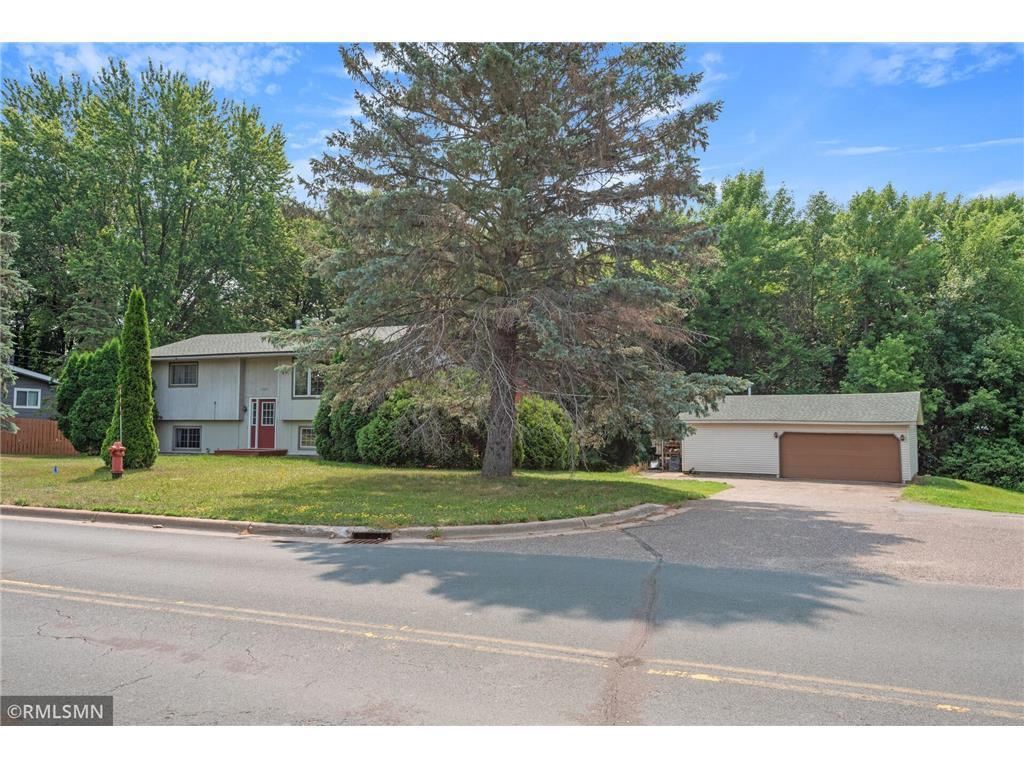 11125 Stinson Avenue, Chisago City, MN, 55013 | MLS: 6359033 | Edina Realty