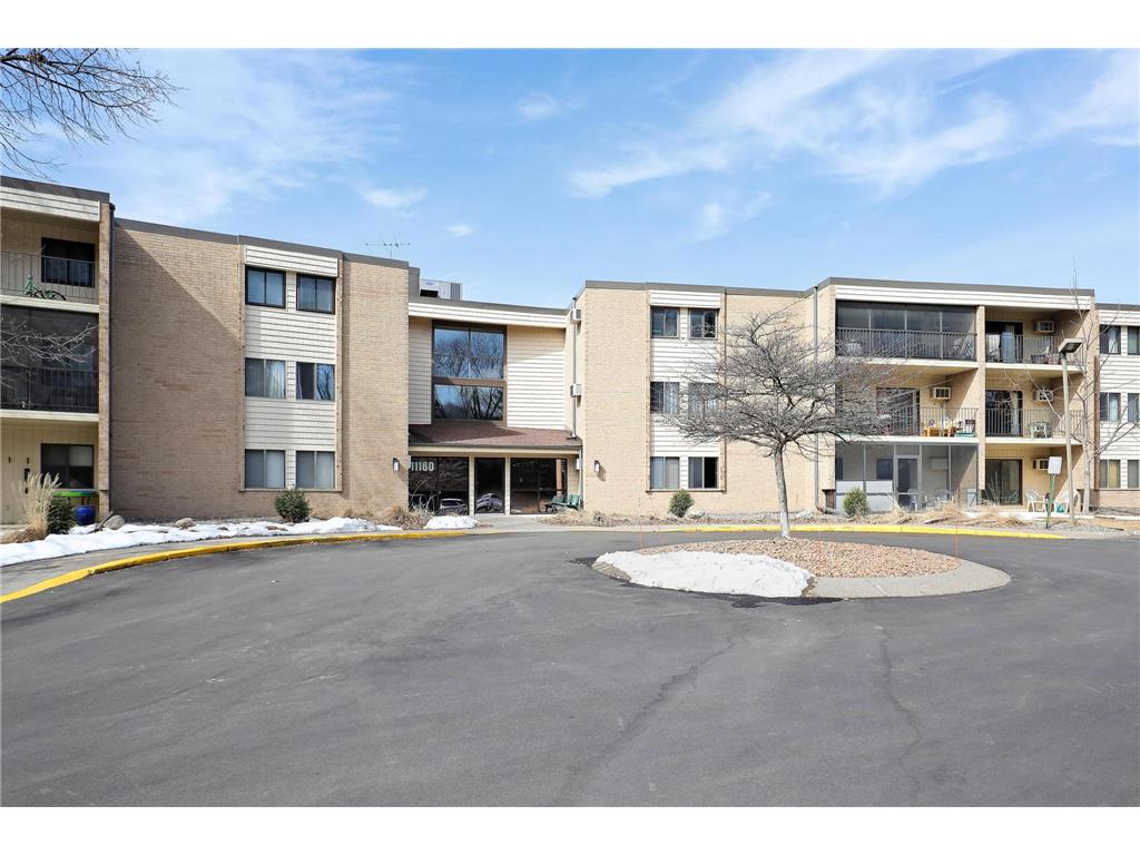 11160 Anderson Lakes Parkway #104, Eden Prairie, MN, 55344 | MLS ...