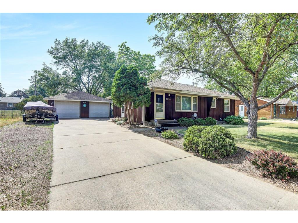 11160 Zion Street NW, Coon Rapids, MN, 55433 | MLS: 6390428 | Edina Realty