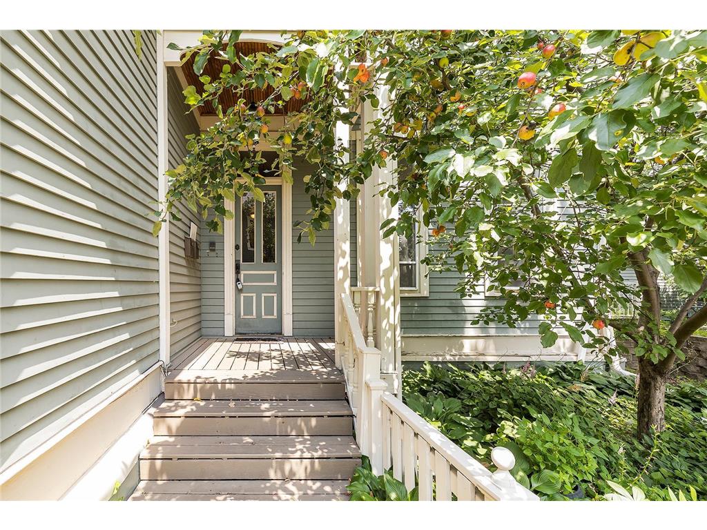 112 Western Avenue N #4, Saint Paul, MN, 55102 | MLS: 6728566 | Edina ...