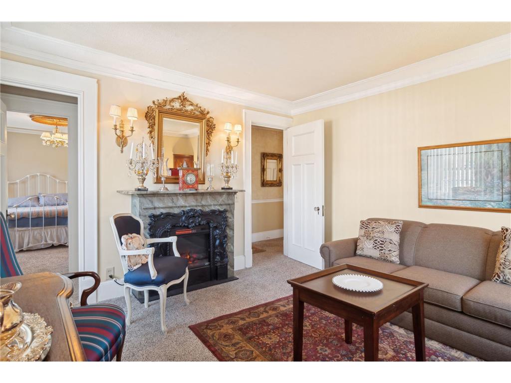 1121 Douglas Ave, Minneapolis, MN, 55403 | MLS: 6738244 | Edina Realty