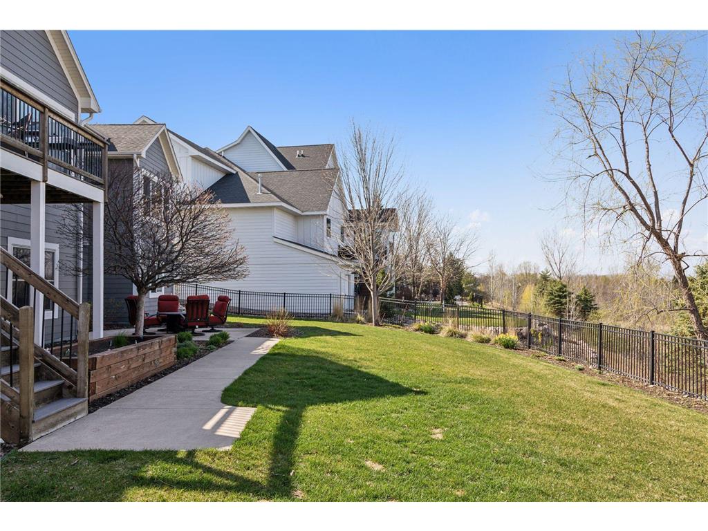 11221 Halstead Trail, Woodbury, MN, 55129 | MLS: 6524006 | Edina Realty