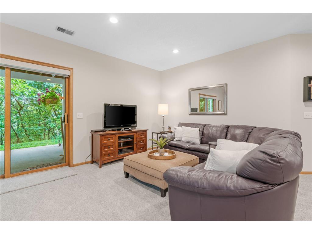 11244 Wyoming Road S, Bloomington, MN, 55438 | MLS: 6554925 | Edina Realty