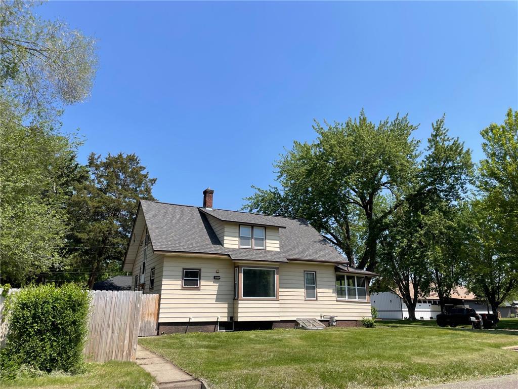 1125 9th Avenue SE, Saint Cloud, MN, 56304 | MLS: 6733797 | Edina Realty