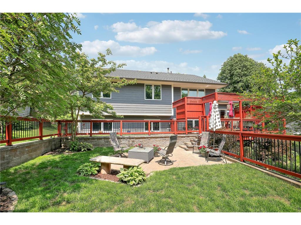 11259 71st Avenue N, Maple Grove, MN, 55369 | MLS: 6680673 | Edina Realty