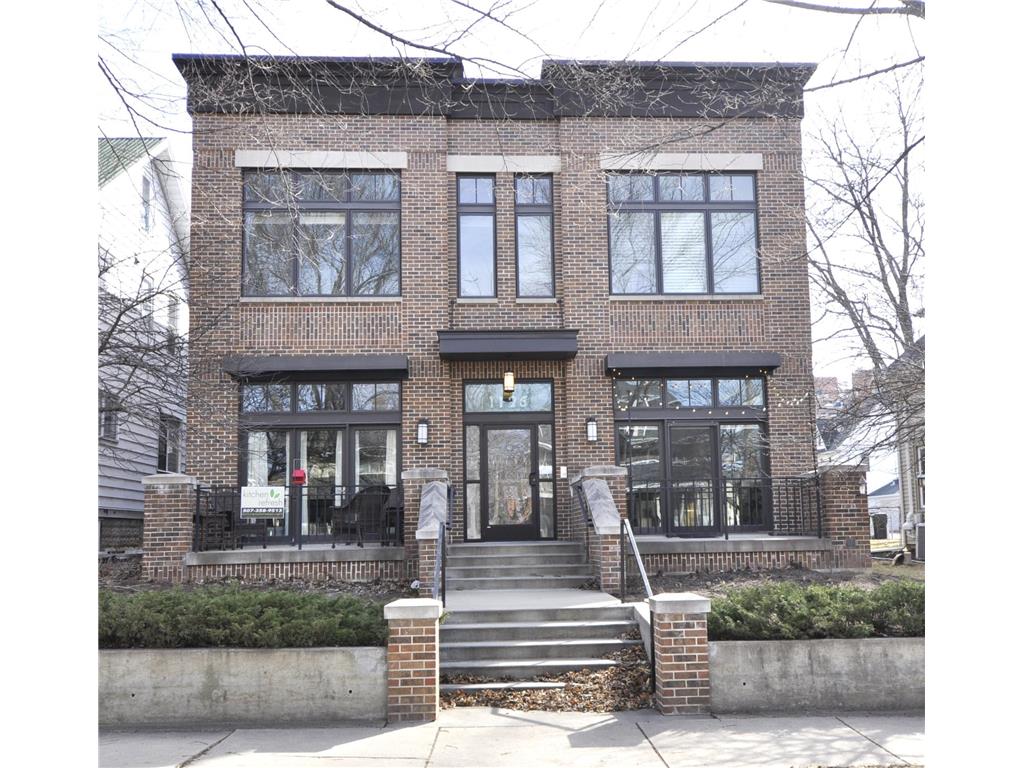 1126 Center Street W #3, Rochester, MN, 55902 | MLS: 6486386 | Edina Realty