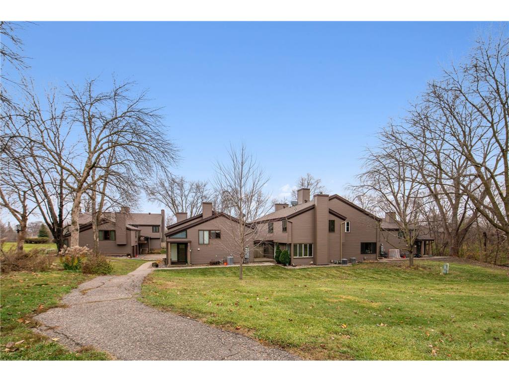 112715 Hundertmark Road, Chaska, MN, 55318 | MLS: 6637331 | Edina Realty