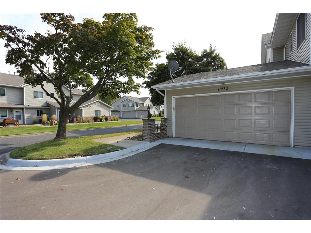 11272 Robinson Drive NW, Coon Rapids, MN, 55433 | MLS: 6610635 | Edina ...