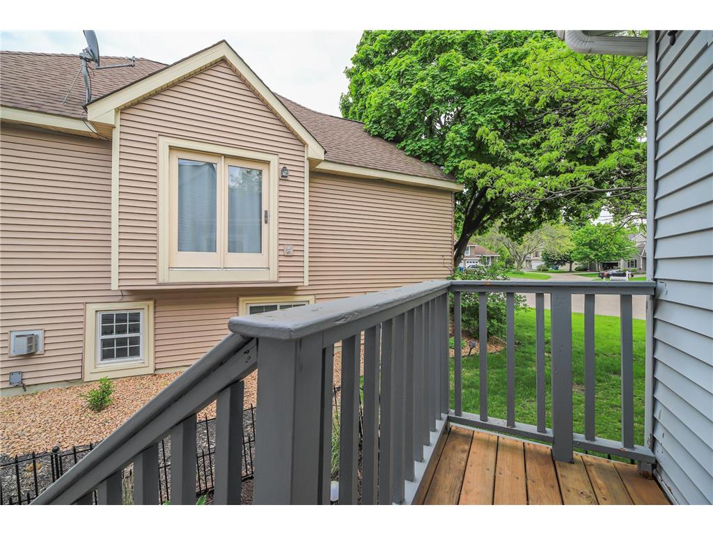 11286 50th Place N, Plymouth, MN, 55442 | MLS: 6539141 | Edina Realty