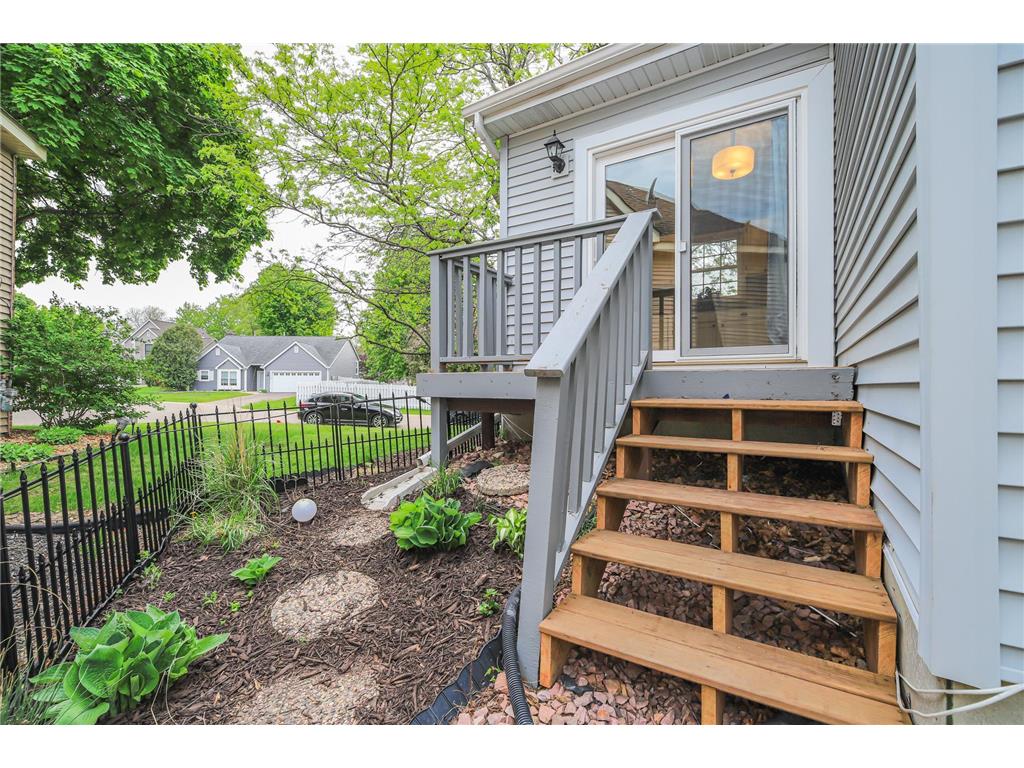 11286 50th Place N, Plymouth, MN, 55442 | MLS: 6539141 | Edina Realty