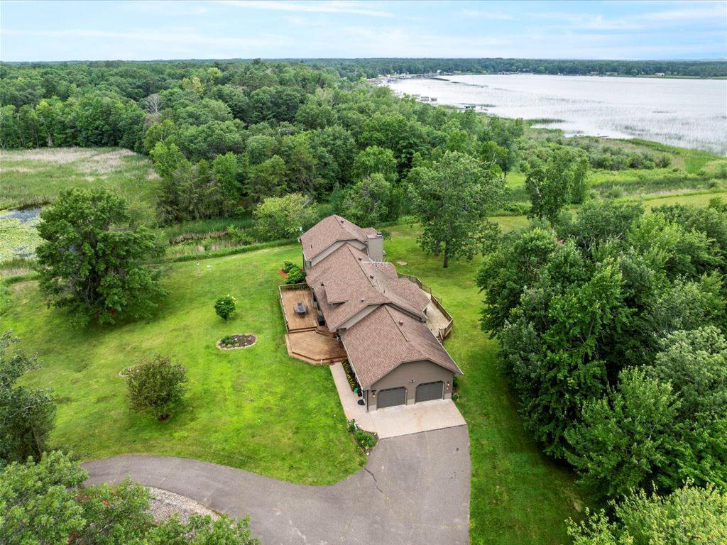 11292 Half Moon Drive, Merrifield, MN, 56465 | MLS: 6781870 | Edina Realty