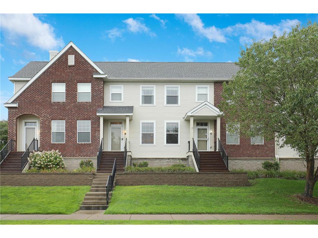 11305 Fergus Street NE #B, Blaine, MN, 55449 | MLS: 6579017 | Edina Realty