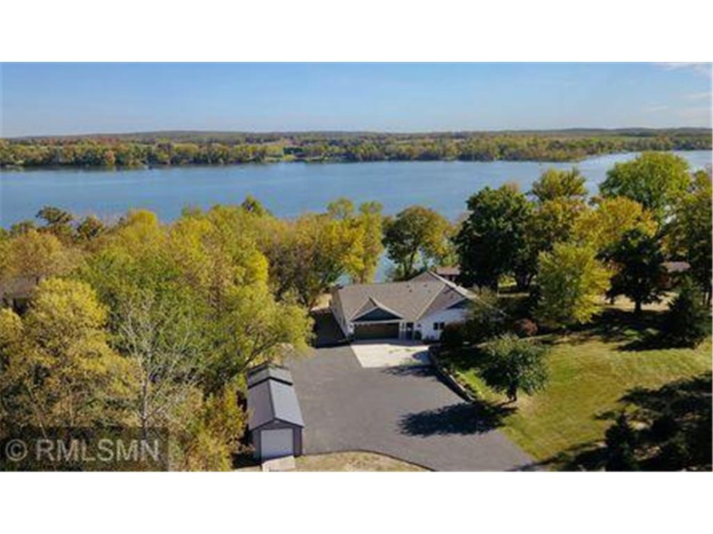 11382 US 71, Sauk Centre, MN, 56378 | MLS: 6615012 | Edina Realty