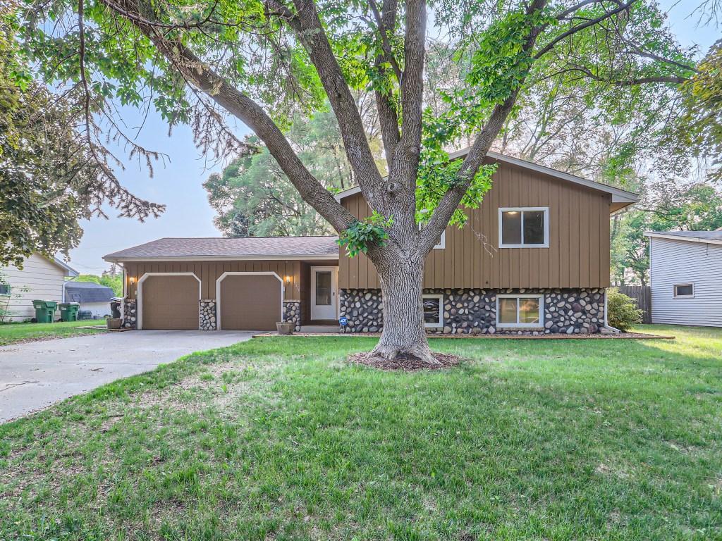 11420 Kerry Street NW, Coon Rapids, MN, 55433 | MLS: 6383096 | Edina Realty