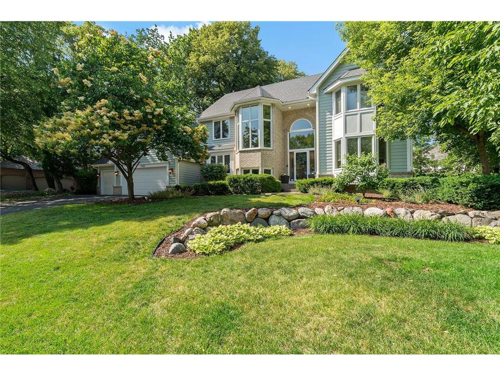 11422 Welters Way, Eden Prairie, MN, 55347 | MLS: 6389299 | Edina Realty