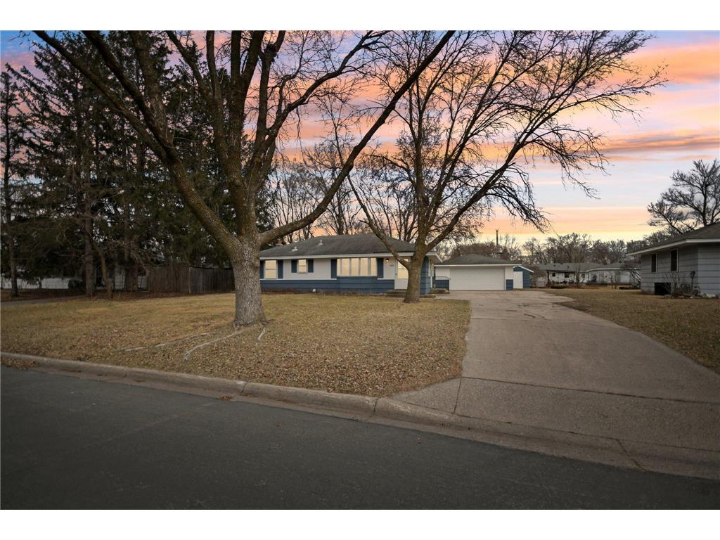 11431 Yukon Street NW, Coon Rapids, MN, 55433 | MLS: 6692743 | Edina Realty