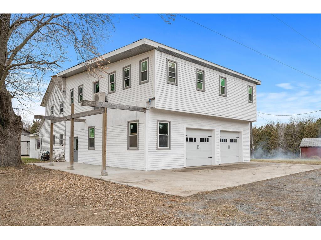 1146 60th Avenue, Roberts, WI, 54023 | MLS: 6468158 | Edina Realty