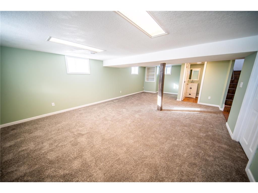 115 W Center Street, Oronoco, MN, 55960 | MLS: 6811579 | Edina Realty