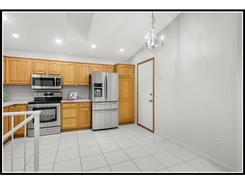 11537 88th Avenue N, Maple Grove, MN, 55369 | MLS: 6821518 | Edina Realty