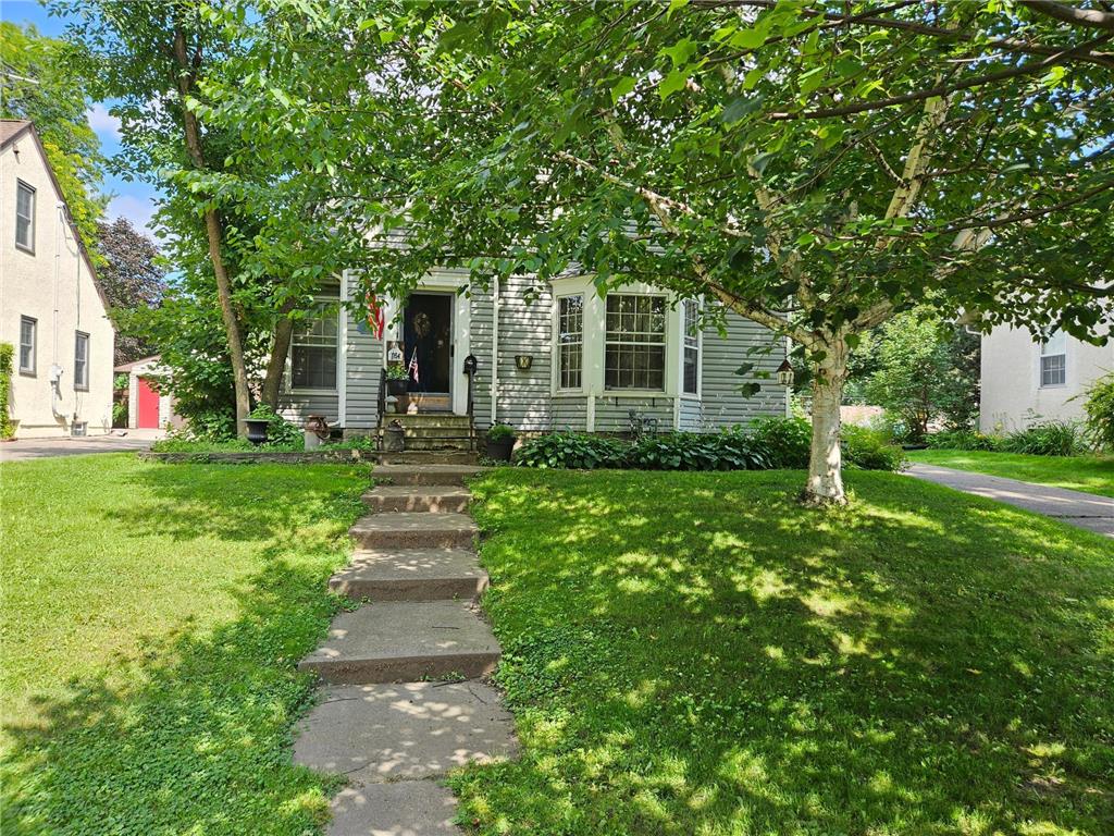 1154 Cherokee Avenue, West Saint Paul, MN, 55118 | MLS: 6570887 | Edina ...