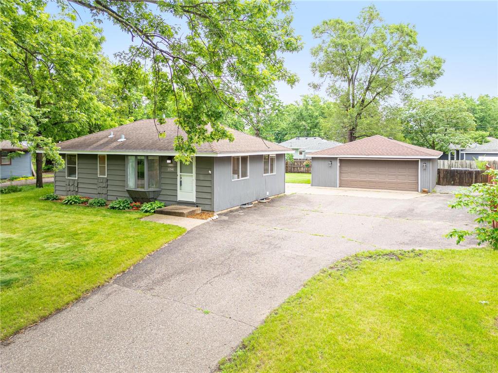 11541 Norway Street NW, Coon Rapids, MN, 55448 | MLS: 6555601 | Edina ...
