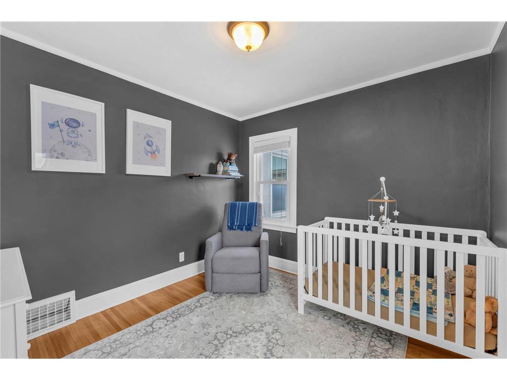 1160 James Avenue, Saint Paul, MN, 55105 | MLS: 7037580 | Edina Realty