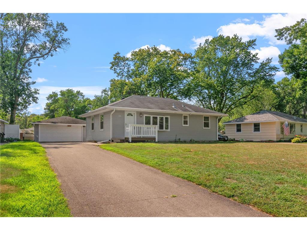 11620 Norway Street NW, Coon Rapids, MN, 55448 | MLS: 6411820 | Edina ...