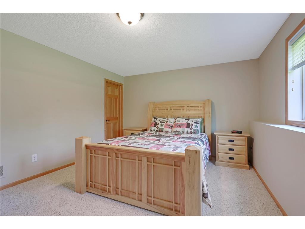 11732 Emery Village Drive N, Champlin, MN, 55316 | MLS: 6566726 | Edina ...