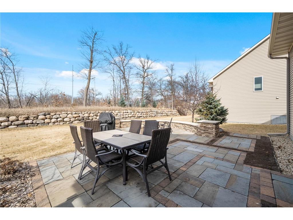 11732 Erskin Circle, Blaine, MN, 55449 | MLS: 6683697 | Edina Realty