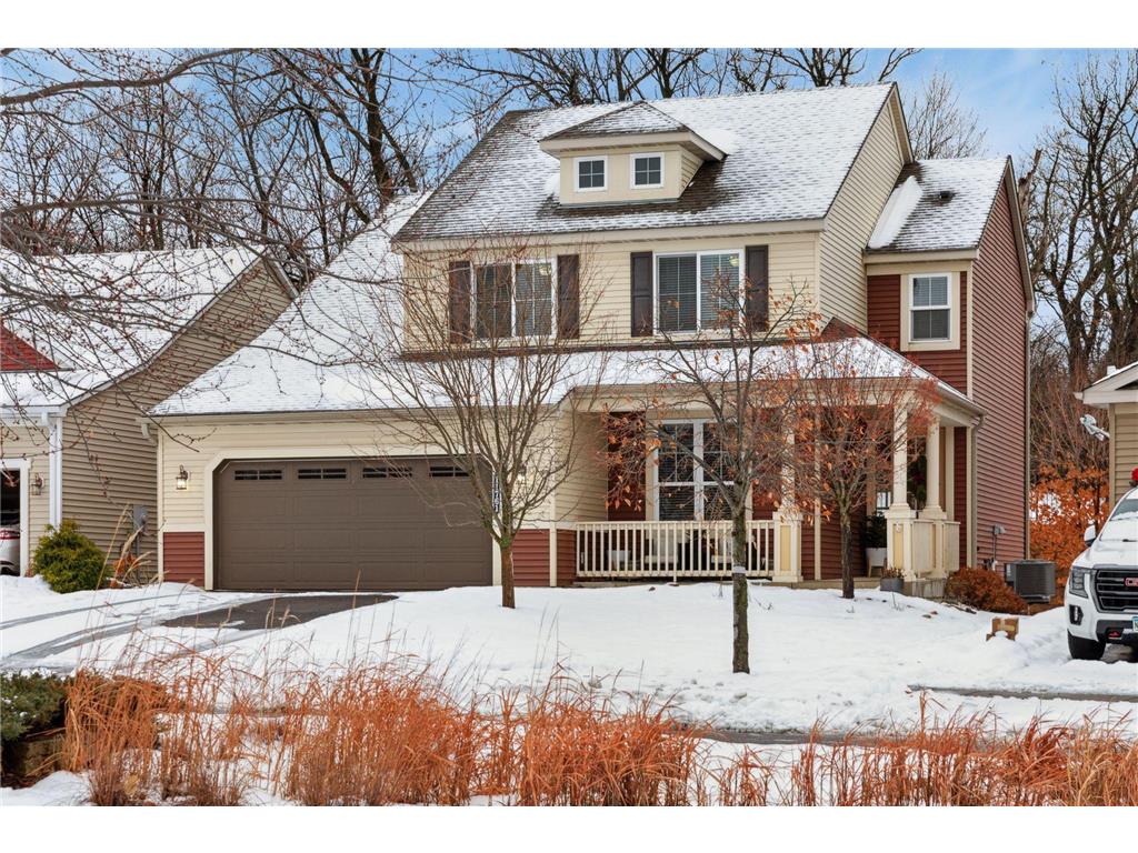 11761 Harvest Path, Woodbury, MN, 55129 | MLS: 6315790 | Edina Realty