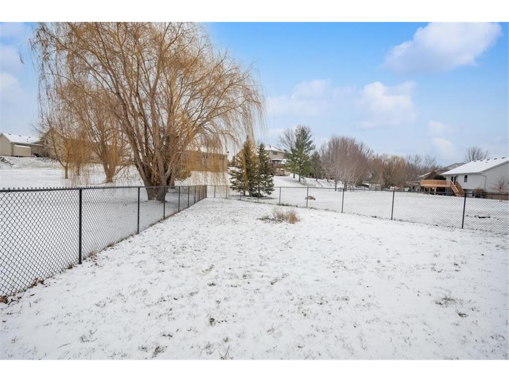 11773 N Meadow Curve, Lindstrom, MN, 55045 | MLS: 6492793 | Edina Realty