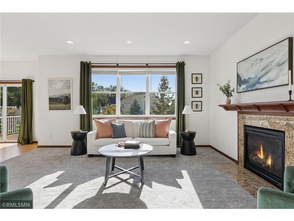 11781 Harvest Path, Woodbury, MN, 55129 | MLS: 6801393 | Edina Realty