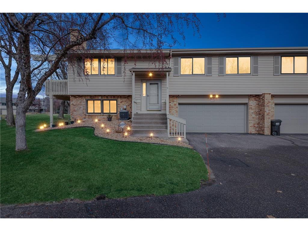 11814 Undercliff Street NW, Coon Rapids, MN, 55433 | MLS: 6466561 ...