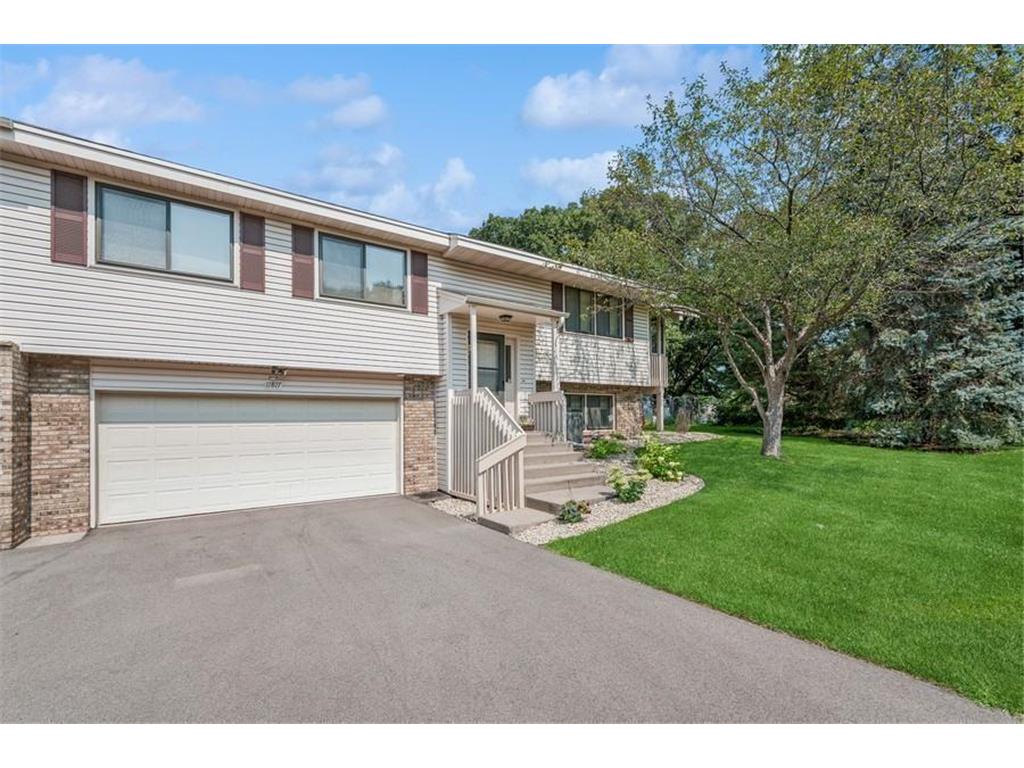 11817 Undercliff Street NW, Coon Rapids, MN, 55433 | MLS: 6583979 ...