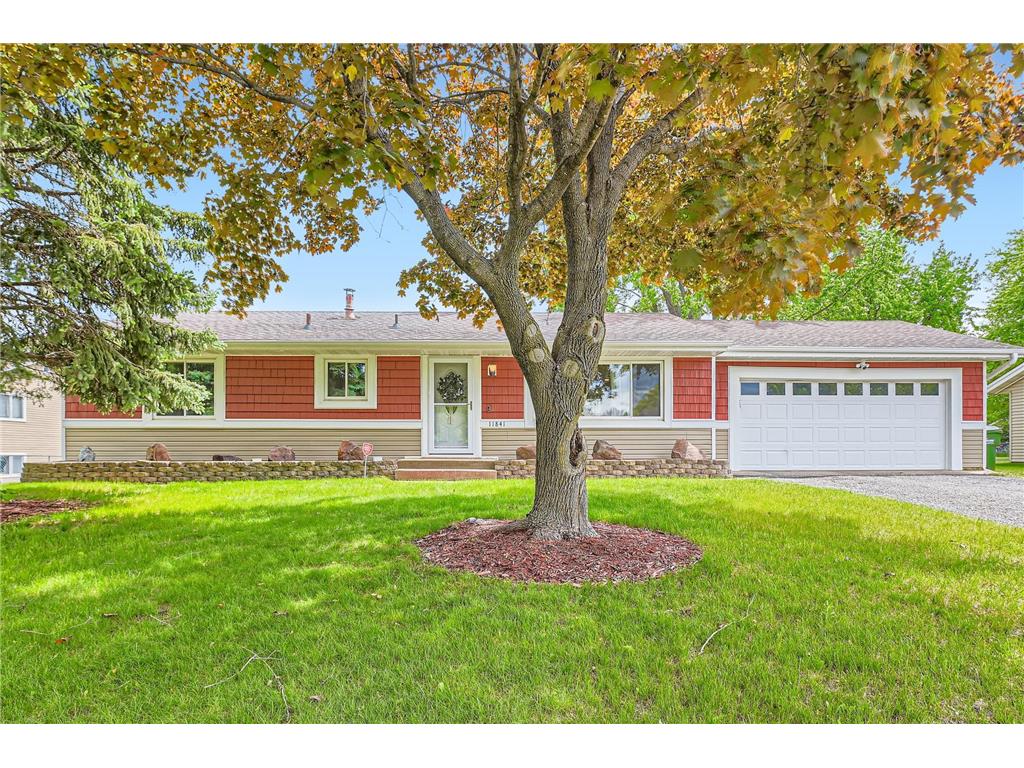 11841 Narcissus Street NW, Coon Rapids, MN, 55433 | MLS: 6725665 ...